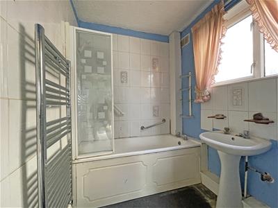 Property details for Austin Avenue, North Prospect, Plymouth £160,000 ...